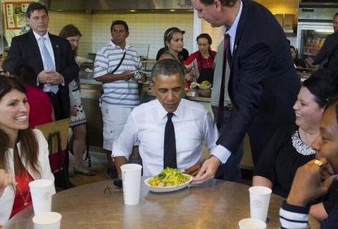 President Obama Eats at Woodley Park Chipotle - Thrillist