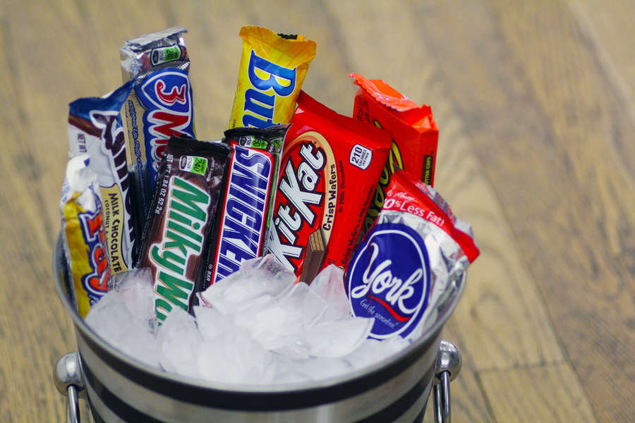 Frozen Candy Bar Taste-Test - Thrillist