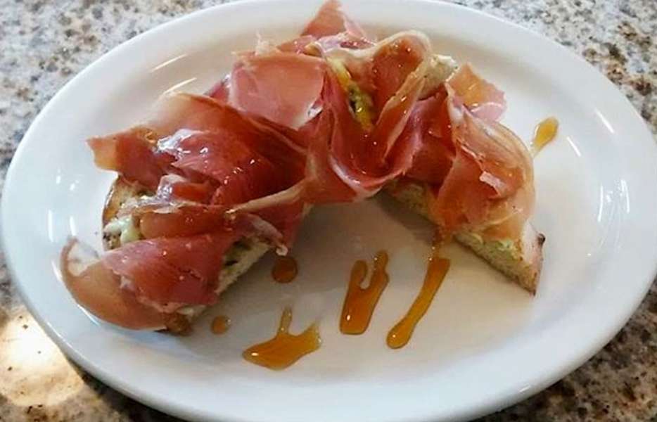 Toast: A Restaurant in New Orleans, LA - Thrillist