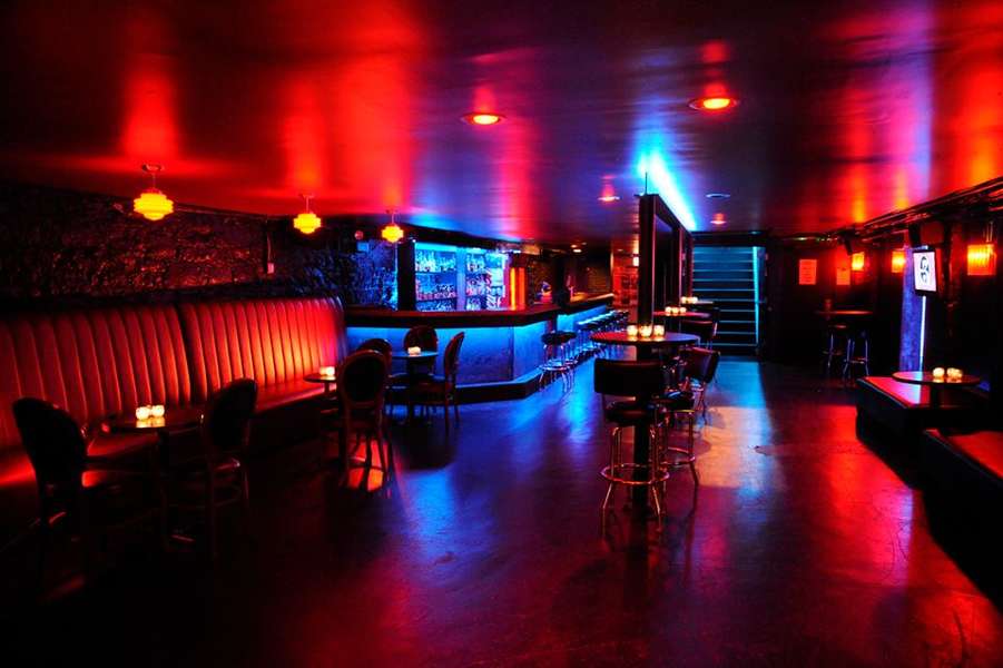 Door No. 3: A Bar in Chicago, IL - Thrillist