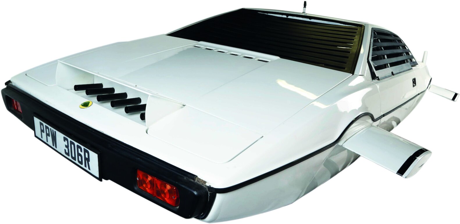 James Bond Cars at Bond In Motion Exhibition in London Film Museum ...