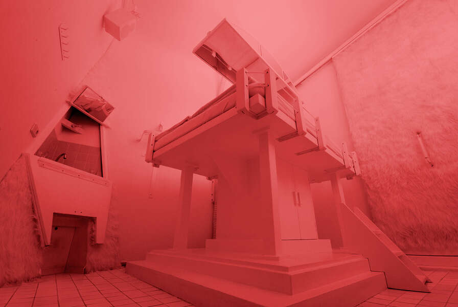 Propeller Island City Lodge - A Hotel and Art Installation in Berlin ...