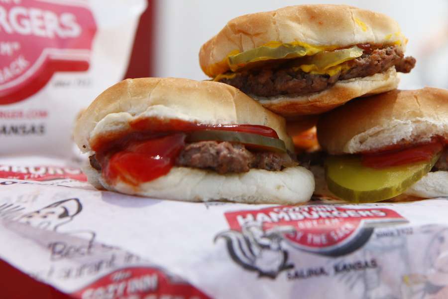 The Cozy Inn: A Restaurant in Salina, KS - Thrillist