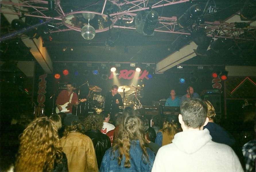 I-Rock Night Club: A Bar in Detroit, MI - Thrillist