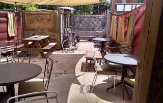 Lyman's Tavern - Thrillist Washington DC