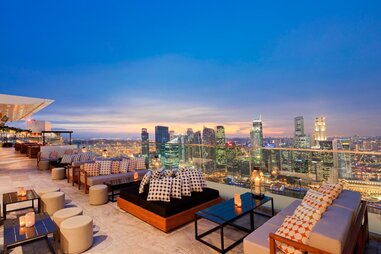 Best Rooftop Bars in London, New York, Bangkok, and Other Places Around ...