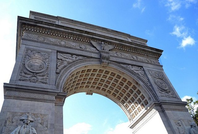 Replicas of Famous Landmarks - Torre Eiffel, Leaning Tower of Niles ...