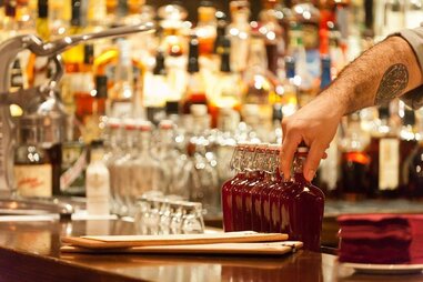 Best Cocktails on Tap Draft Cocktails - Things to Do in Boston - Thrillist