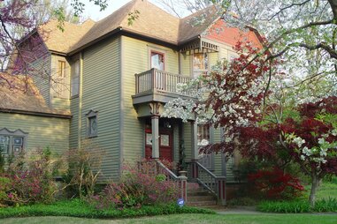 The 10 Weirdest Towns in America - A New Ranking by Travel + Leisure ...