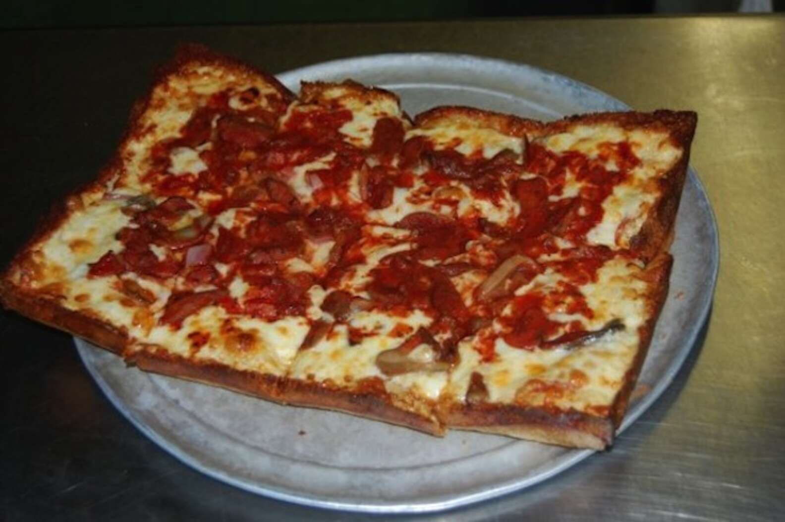 Toronto Gets it's First Windsor Style Pizza Joint : r/windsorontario