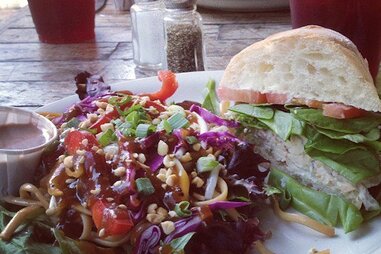 Austin Food Delivery Apps - Apps That Will Bring You Food - Thrillist