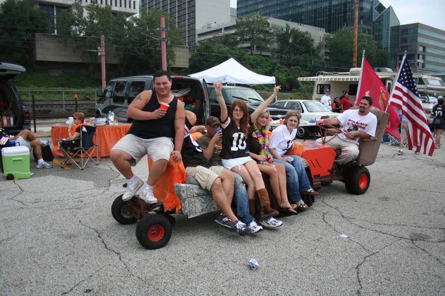 Best tailgating gear -- tailgating tools - Thrillist