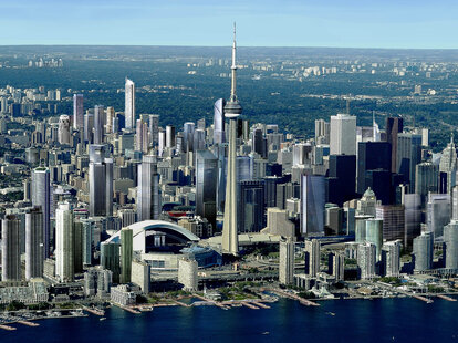 Things you need to do before you’re considered a Torontonian - Thrillist