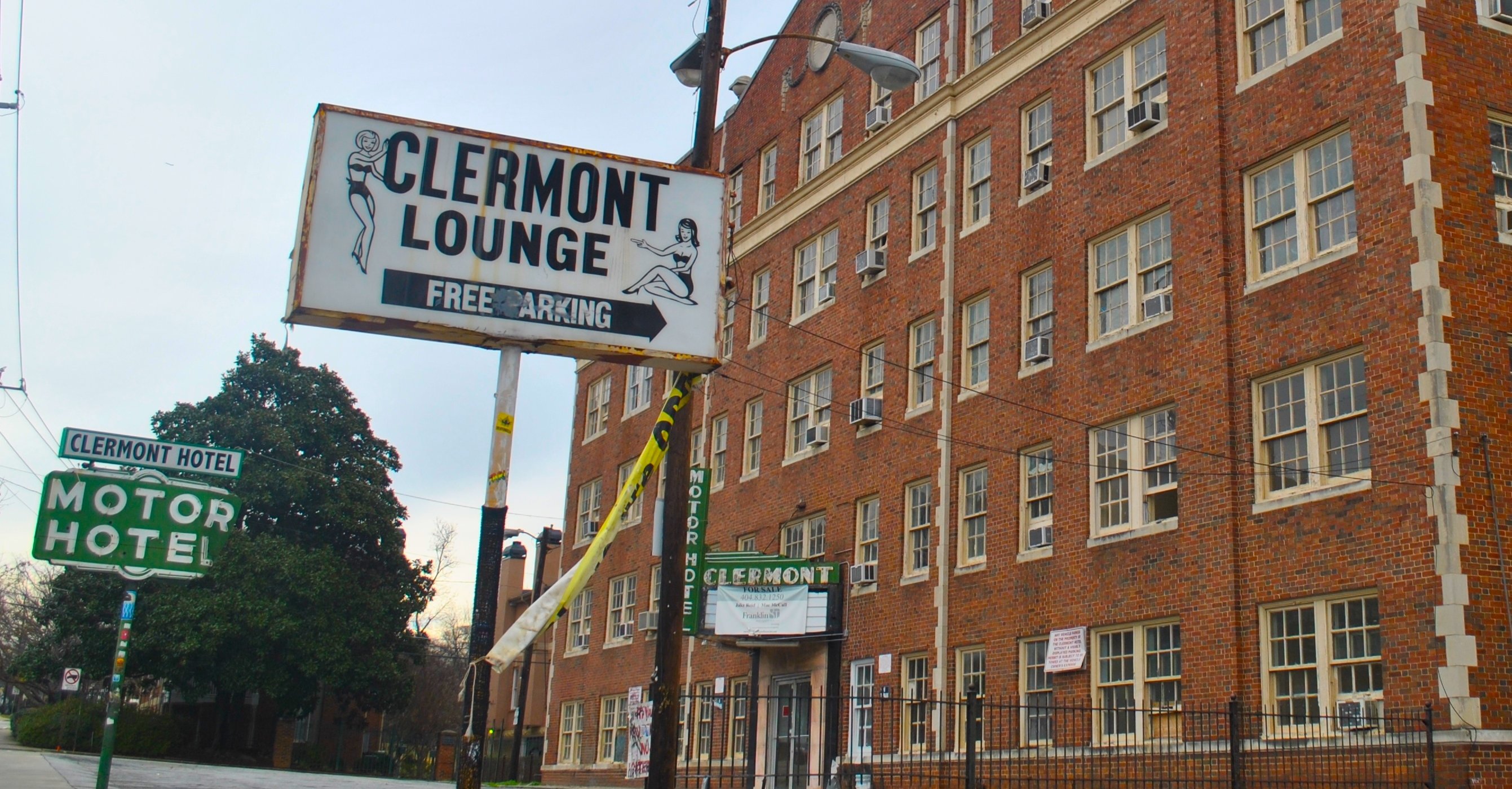 The 21 best dive bars in America