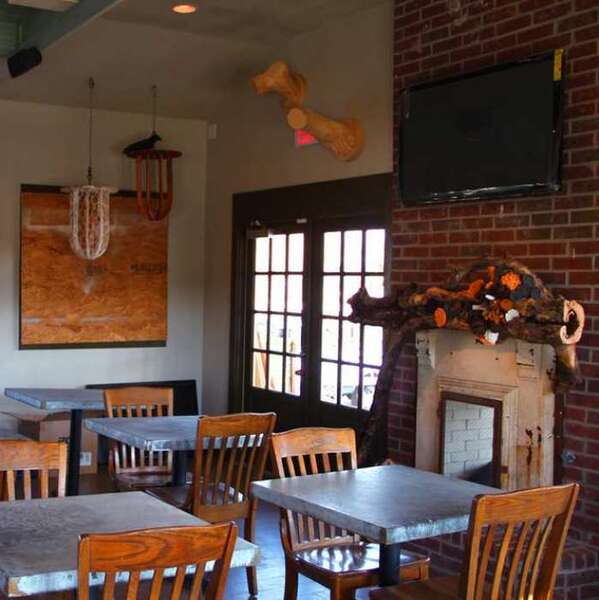 303 Bar & Grill - Eat - Thrillist Dallas