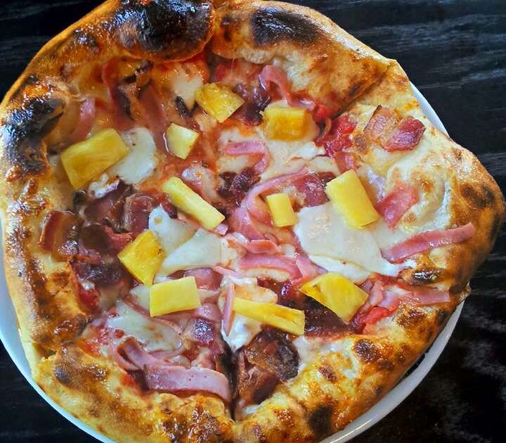 Coals Artisan Pizza: A Louisville, KY Restaurant.