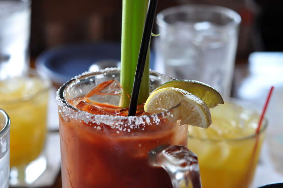 Best Boozy Brunches in Amsterdam - Brunch Drink Specials - Thrillist