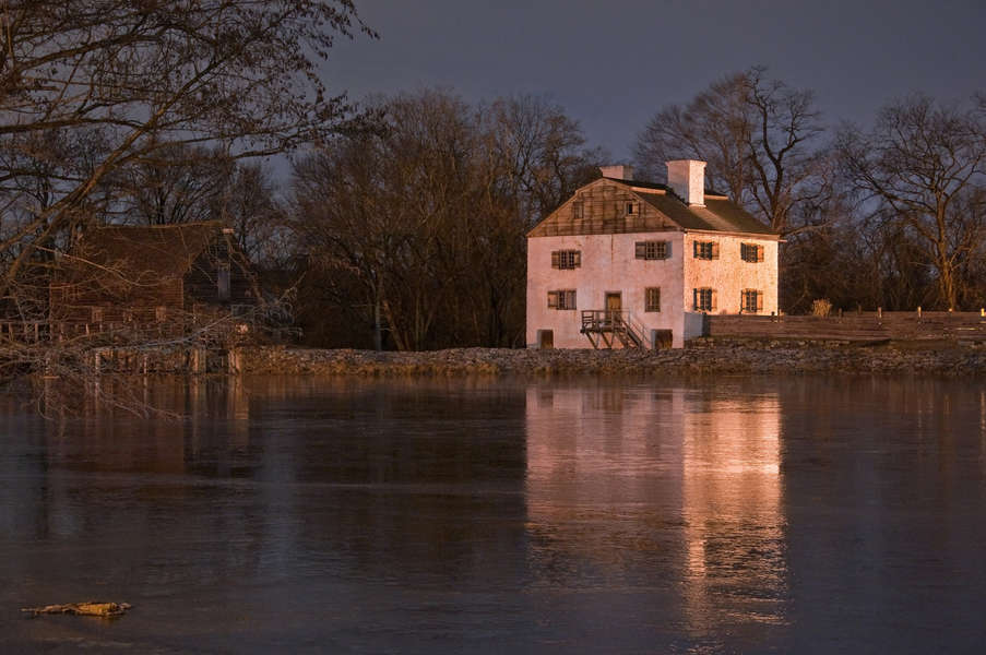 Most Haunted Towns and Creepiest Ghost Towns in the World - Thrillist