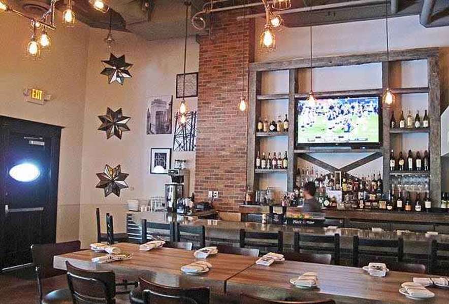 Ten Handcrafted American Fare & Spirits: A Bar in Phoenix, AZ - Thrillist