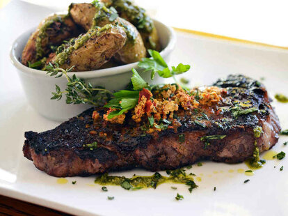 Ten Mile House: A Restaurant in Evanston, IL - Thrillist