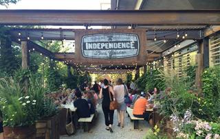 Stratus Rooftop Lounge: A Philadelphia, PA Bar.