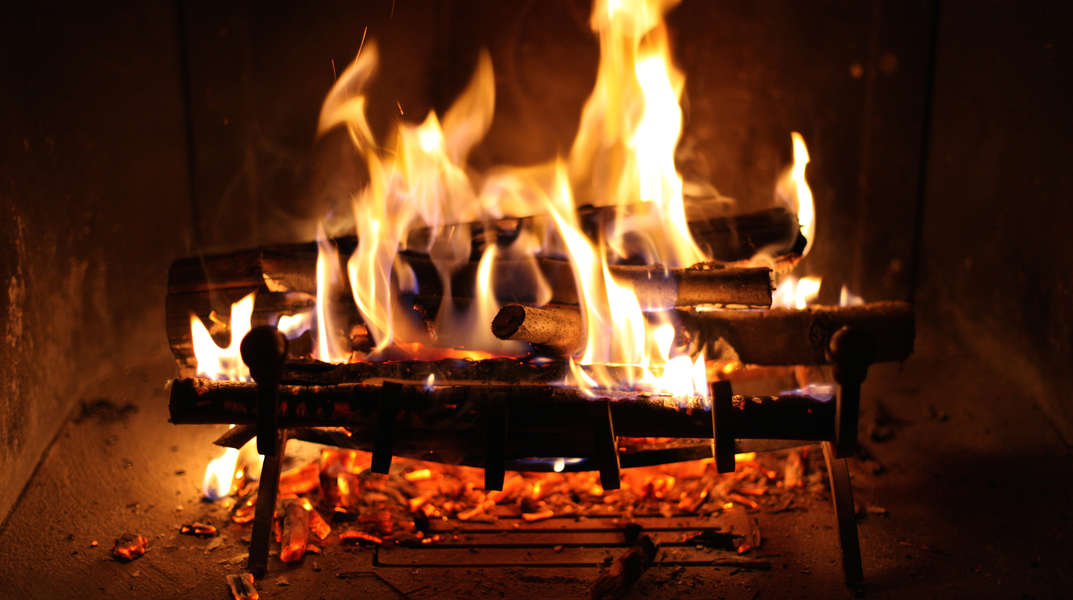 Best fireplace bars in Portland - Bars with fireplaces in Portland ...