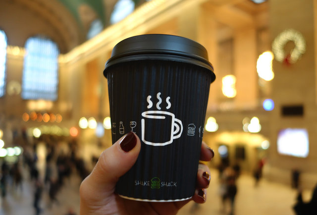 Shake Shack breakfast is happening at Grand Central