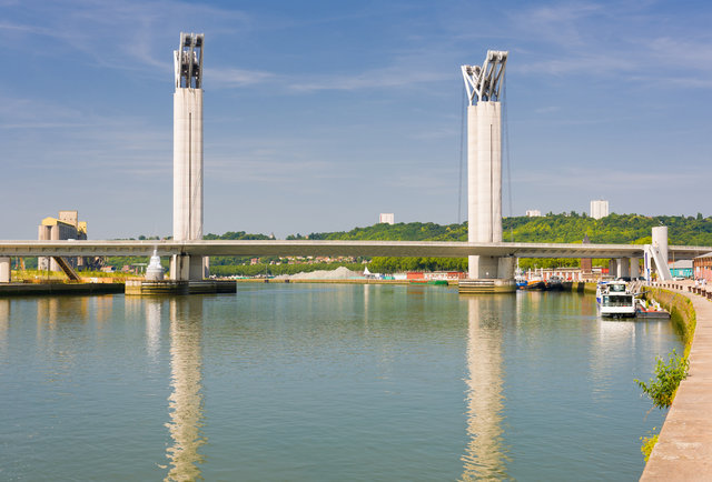 These are the coolest bridges in the world