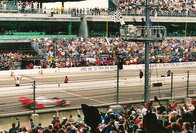 Detroit Fowling Warehouse - Football and Bowling