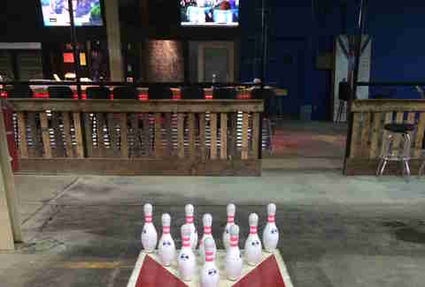 Detroit Fowling Warehouse - Football and Bowling - Thrillist