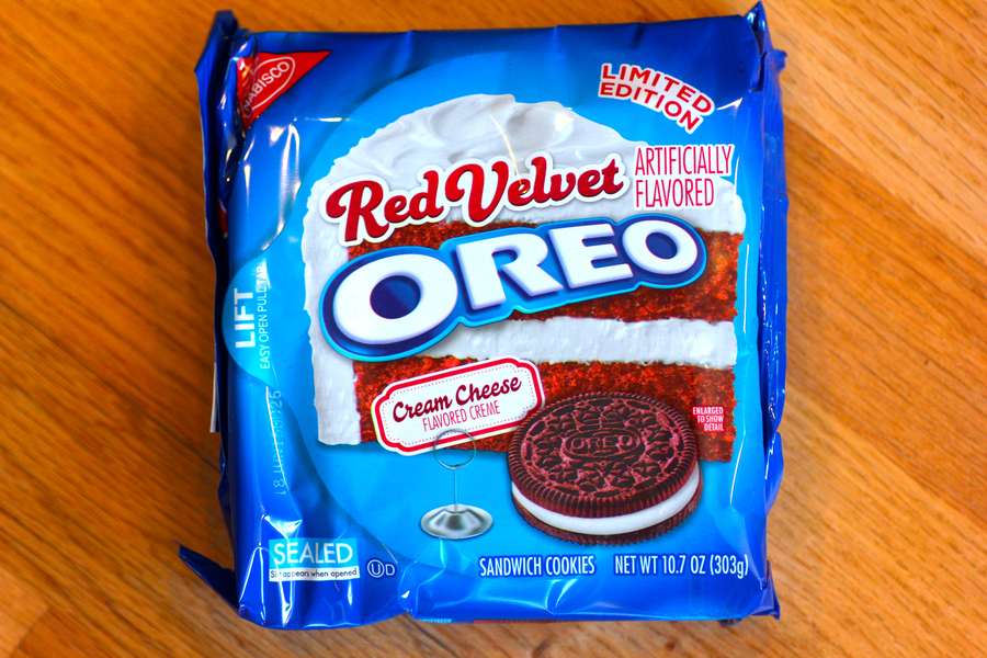 Red Velvet Oreo Cookies - Thrillist