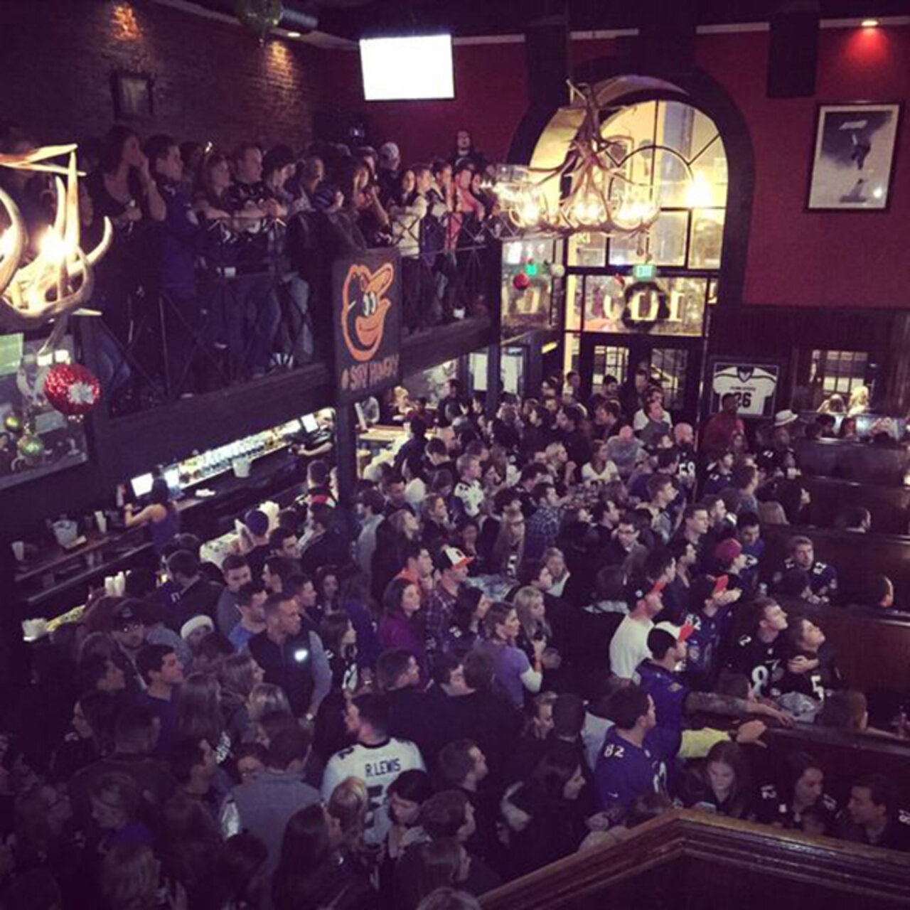 Best Bars For Bros - America's Biggest Bro Bars - Thrillist