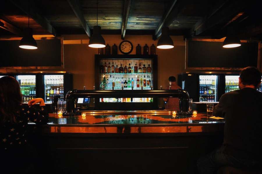 Louis's The Ton: A Bar in Louisville, KY - Thrillist