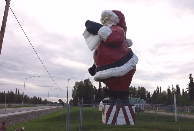 Weird Roadside Attractions - Strangest Road Trip Sights