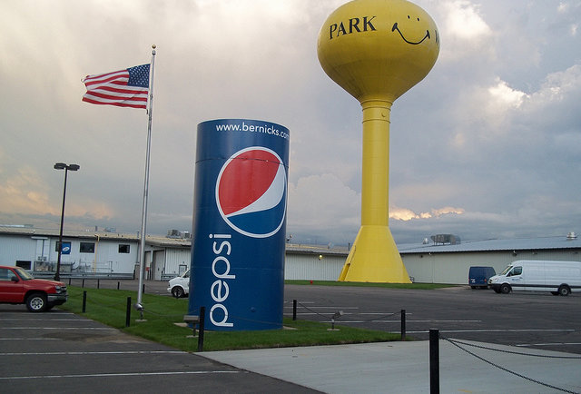 Weird Roadside Attractions - Strangest Road Trip Sights