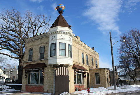 Three Brothers: A Milwaukee, WI Restaurant.