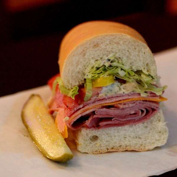 Mo's Subs - Eat - Thrillist Seattle