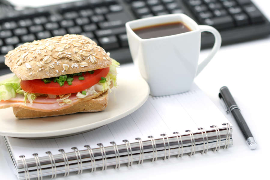 Why Working Through Lunch Is Bad for You and Your Company - Thrillist