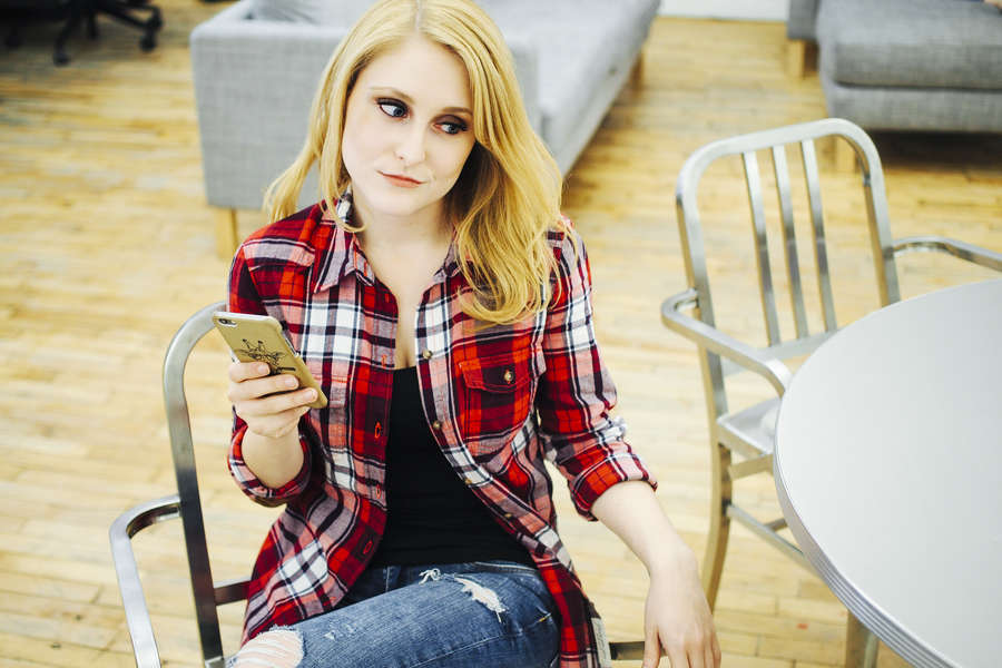 Why I Hate Tinder And Dating Apps - Thrillist