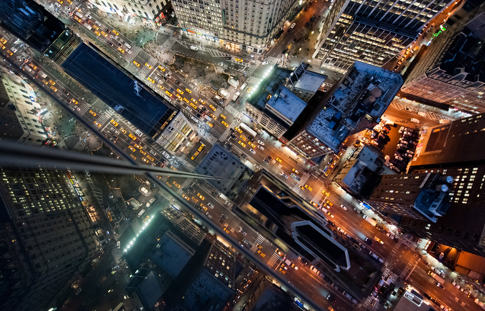These Vertigo-Inducing Photos Look Down at NYC's Bustling Intersections ...