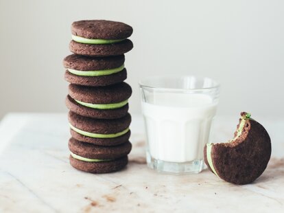 Matcha Oreos Recipe by My Name Is Yeh - Thrillist