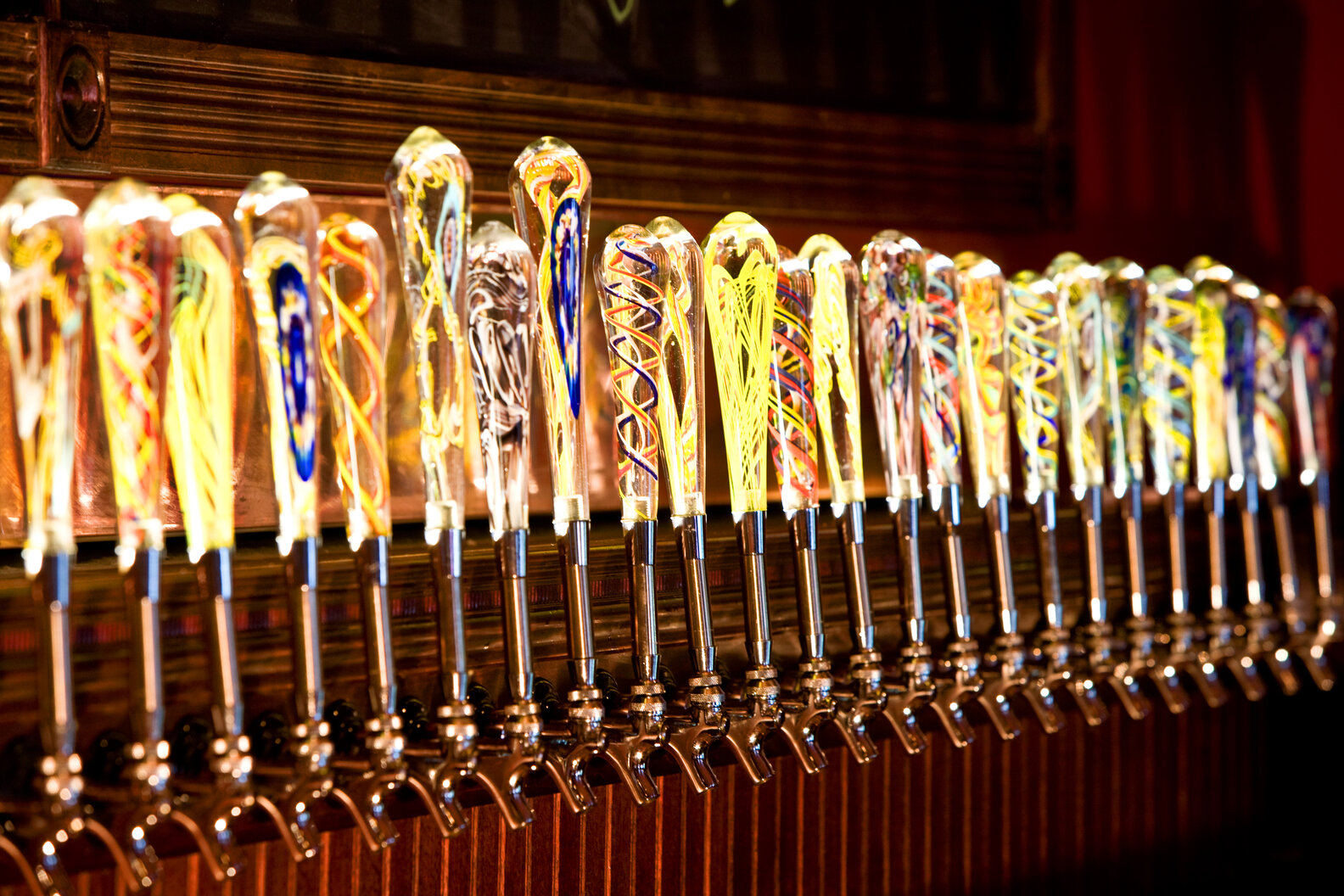 Best Beer Bars in America to Drink at Right Now - Thrillist