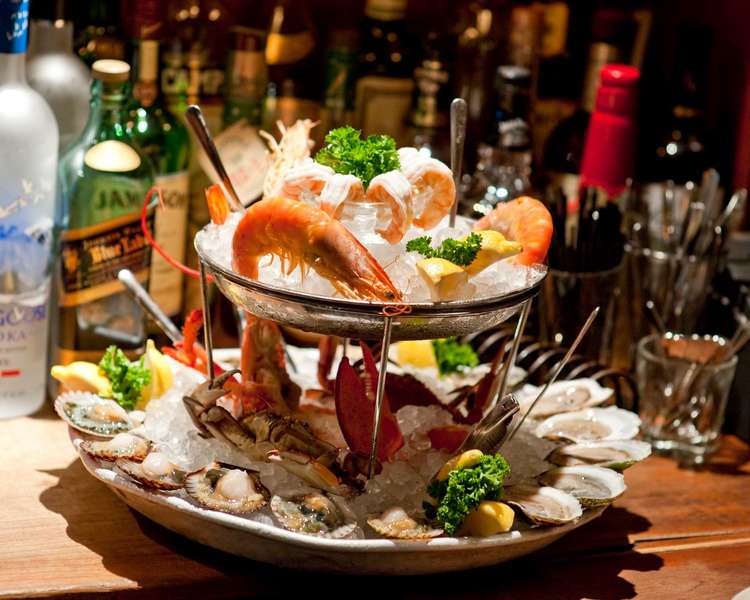 Blue Ribbon Fried Chicken: A Restaurant in New York, NY - Thrillist