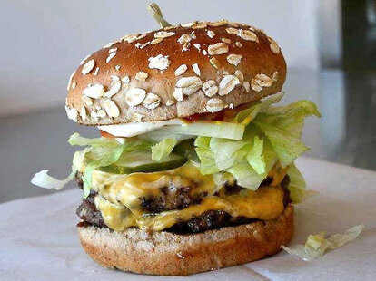 American Wild Burger: A Restaurant in Des Plaines, IL - Thrillist