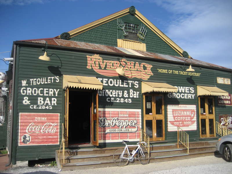 Rivershack Tavern: A Bar in Jefferson, LA - Thrillist