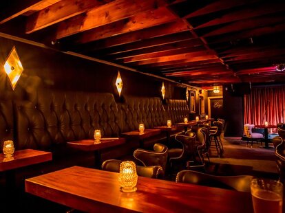 Stay Gold: A Bar in Austin, TX - Thrillist