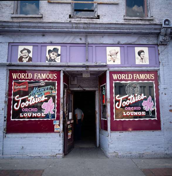 The Most Iconic Bar in Every State - Thrillist