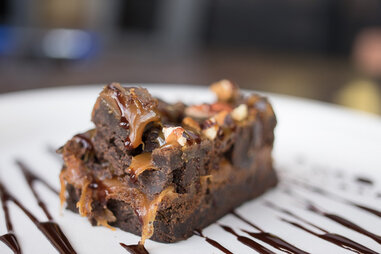 Mess Royale - San Diego Poutine Restaurant - Hillcrest - Thrillist