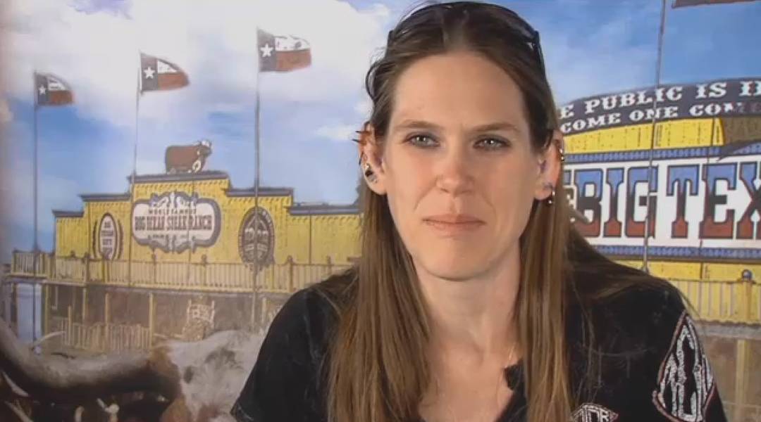 Molly Schuyler Sets Competitive Eating Record at The Big Texan - Thrillist