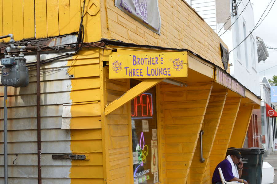 Brothers III Lounge: A Bar in New Orleans, LA - Thrillist